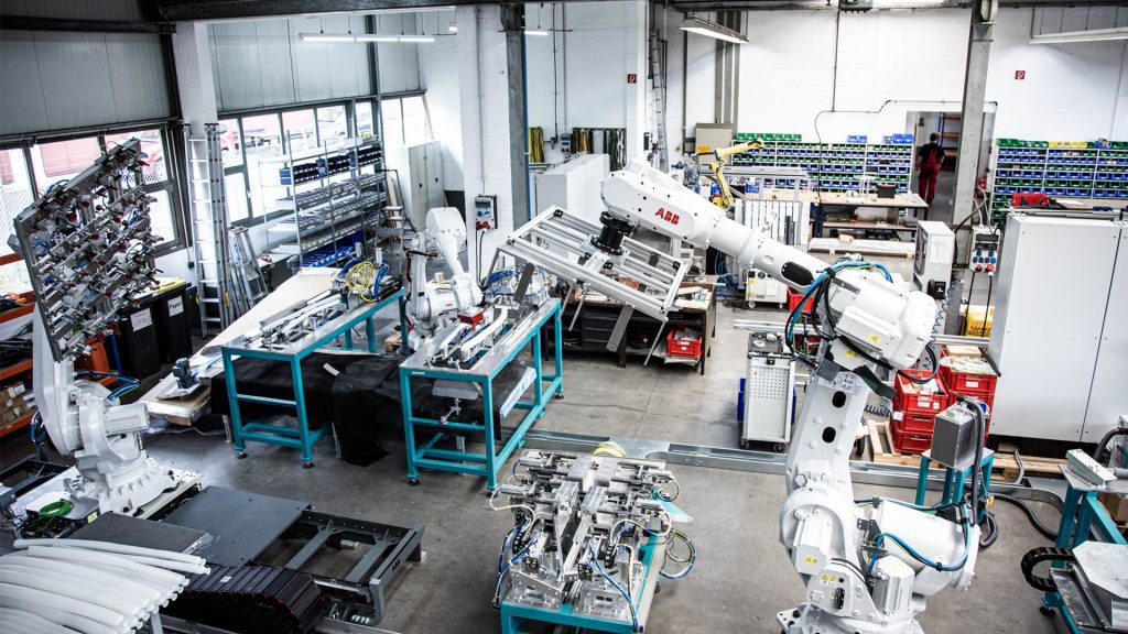 automatisierende Robotertechnik - Schubert Group